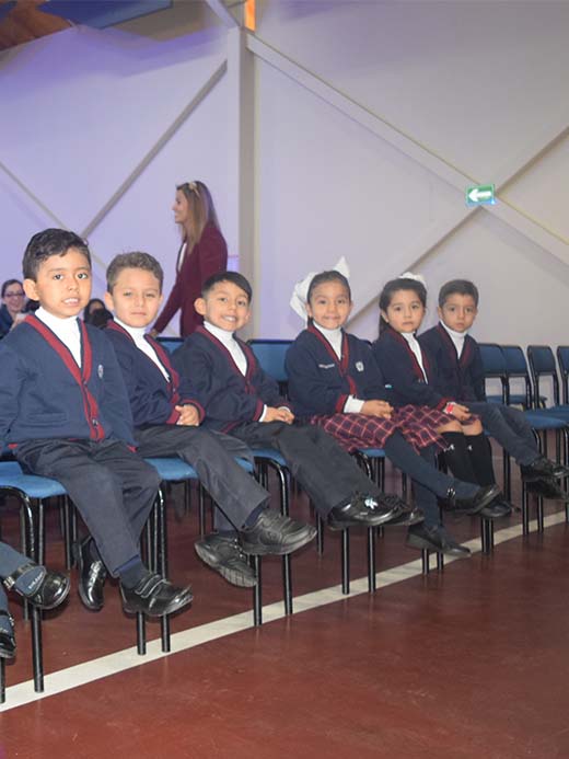 INGRESO A CLASES PRIMEROS DE BÁSICA EN ISM | ISM